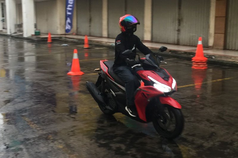 Motor Matic Berkarakter Khas, Ini Tips Belajar Mengendarainya