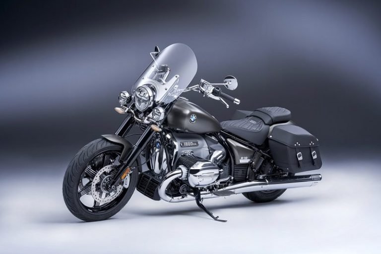 BMW R 18 2022 & R 18 Classic 2022 dengan Ubahan - Sepedamotor.com