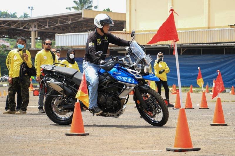 Safety Riding Training FORWOT Ingin Tekan Angka Kecelakaan